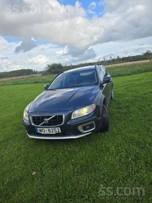 Blue Volvo XC70 2008 in Saldus, with an engine capacity of 2.40 L and mileage of 0 thousand km for 3500 €, photo  on AUTOMOTO.COM.LV