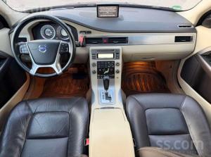 Blue Volvo XC70 2010 in Dobele, with an engine capacity of 2.40 L and mileage of 306 thousand km for 10390 €, photo 9 on AUTOMOTO.COM.LV