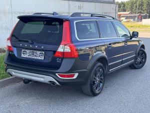 Blue Volvo XC70 2012 in Utena, with an engine capacity of 2.40 L and mileage of 200 thousand km for 10250 €, photo 5 on AUTOMOTO.COM.LV