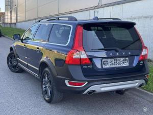 Blue Volvo XC70 2012 in Utena, with an engine capacity of 2.40 L and mileage of 200 thousand km for 10250 €, photo 9 on AUTOMOTO.COM.LV