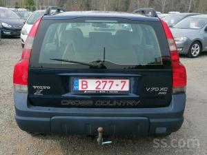 Zils Volvo XC70 2001 Valmiera, ar dzinēja tilpumu 2.50 L un nobraukumu 495 tūkst. km par 3550 €, foto 7 vietnē AUTOMOTO.COM.LV