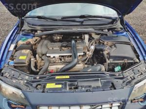 Zils Volvo XC70 2002 Valka, ar dzinēja tilpumu 2.40 L un nobraukumu 383 tūkst. km par 1800 €, foto 8 vietnē AUTOMOTO.COM.LV