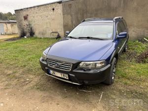 Синий Вольво ХС70 2002 в Валмиера, объемом двигателя 2.40 л и пробегом 385 тыс. км за 2700 €, фото  на AUTOMOTO.COM.LV