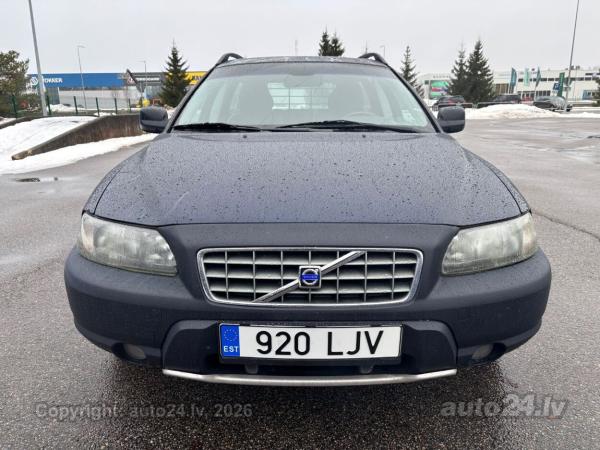 Blue Volvo XC70 2003 in Paide, with an engine capacity of 2.40 L and mileage of 383 thousand km for 4990 €, photo 2 on AUTOMOTO.COM.LV