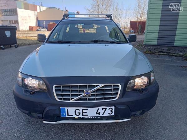 Blue Volvo XC70 2003 in Siauliai, with an engine capacity of 2.50 L and mileage of 400 thousand km for 1880 €, photo 1 on AUTOMOTO.COM.LV