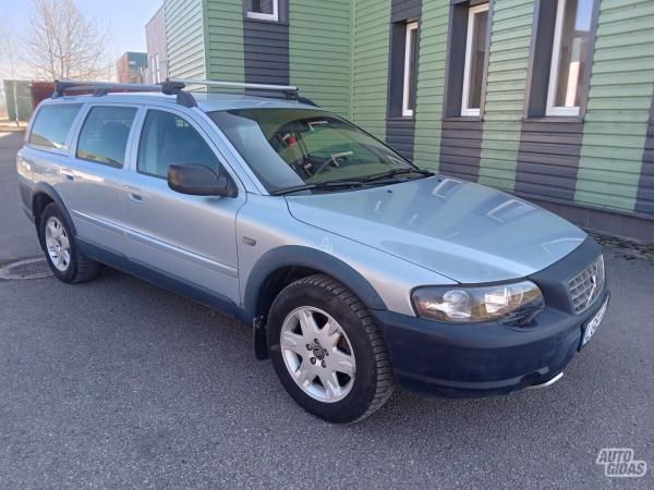 Blue Volvo XC70 2003 in Siauliai, with an engine capacity of 2.50 L and mileage of 400 thousand km for 1880 €, photo 2 on AUTOMOTO.COM.LV