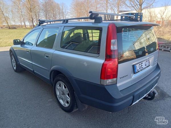 Blue Volvo XC70 2003 in Siauliai, with an engine capacity of 2.50 L and mileage of 400 thousand km for 1880 €, photo 8 on AUTOMOTO.COM.LV