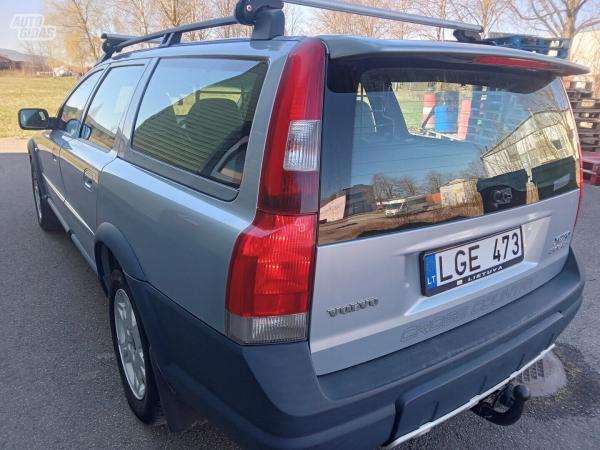 Blue Volvo XC70 2003 in Siauliai, with an engine capacity of 2.50 L and mileage of 400 thousand km for 1880 €, photo 9 on AUTOMOTO.COM.LV