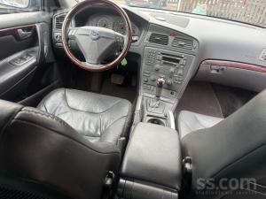 Blue Volvo XC70 2003 in Riga, with an engine capacity of 2.50 L and mileage of 270 thousand km for 4750 €, photo 16 on AUTOMOTO.COM.LV