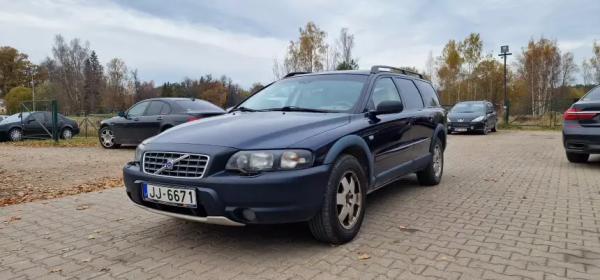 Синий Вольво ХС70 2003 в Валмиера, объемом двигателя 2.40 л и пробегом 526 тыс. км за 1900 €, фото 6 на AUTOMOTO.COM.LV
