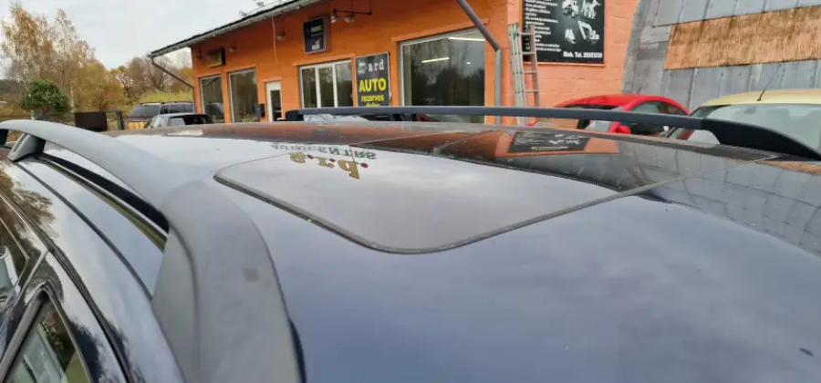 Zils Volvo XC70 2003 Valmiera, ar dzinēja tilpumu 2.40 L un nobraukumu 526 tūkst. km par 1900 €, foto 12 vietnē AUTOMOTO.COM.LV