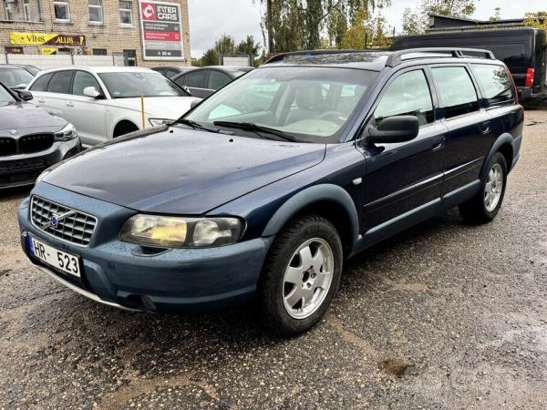 Вольво ХС70 2003 в Даугавпилс на AUTOMOTO.COM.LV Синий Вольво ХС70 2003 в Даугавпилс, объемом двигателя 2.40 л и пробегом 0 тыс. км за 2590 €, фото 4 на AUTOMOTO.COM.LV