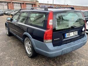 Zils Volvo XC70 2003 Daugavpils, ar dzinēja tilpumu 2.40 L un nobraukumu 0 tūkst. km par 2590 €, foto 5 vietnē AUTOMOTO.COM.LV