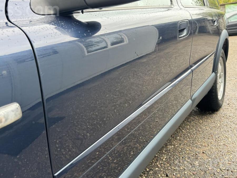 Zils Volvo XC70 2003 Daugavpils, ar dzinēja tilpumu 2.40 L un nobraukumu 0 tūkst. km par 2590 €, foto 10 vietnē AUTOMOTO.COM.LV
