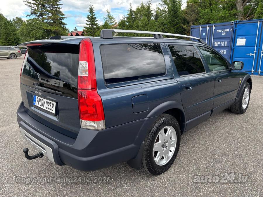Blue Volvo XC70 2004 in Paide, with an engine capacity of 0.00 L and mileage of 0 thousand km for 3990 €, photo 6 on AUTOMOTO.COM.LV