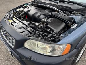 Blue Volvo XC70 2004 in Paide, with an engine capacity of 0.00 L and mileage of 0 thousand km for 3990 €, photo 20 on AUTOMOTO.COM.LV