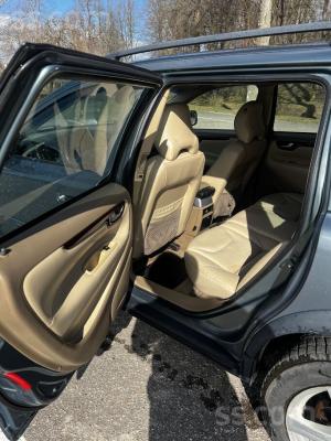 Zils Volvo XC70 2004 Kuldīga, ar dzinēja tilpumu 2.40 L un nobraukumu 382 tūkst. km par 2700 €, foto 4 vietnē AUTOMOTO.COM.LV