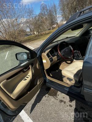 Zils Volvo XC70 2004 Kuldīga, ar dzinēja tilpumu 2.40 L un nobraukumu 382 tūkst. km par 2700 €, foto 5 vietnē AUTOMOTO.COM.LV