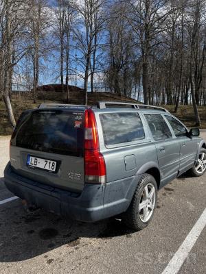 Zils Volvo XC70 2004 Kuldīga, ar dzinēja tilpumu 2.40 L un nobraukumu 382 tūkst. km par 2700 €, foto 8 vietnē AUTOMOTO.COM.LV