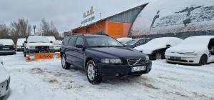 Blue Volvo XC70 2004 in Valmiera, with an engine capacity of 2.40 L and mileage of 277 thousand km for 2350 €, photo  on AUTOMOTO.COM.LV