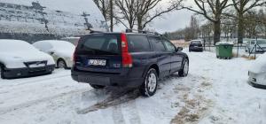 Синий Вольво ХС70 2004 в Валмиера, объемом двигателя 2.40 л и пробегом 277 тыс. км за 2350 €, фото 4 на AUTOMOTO.COM.LV