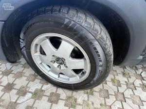 Zils Volvo XC70 2004 Kauņa, ar dzinēja tilpumu 2.40 L un nobraukumu 295 tūkst. km par 2790 €, foto 12 vietnē AUTOMOTO.COM.LV