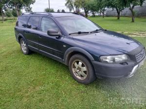 Zils Volvo XC70 2004 Ogre, ar dzinēja tilpumu 2.40 L un nobraukumu 390 tūkst. km par 1250 €, foto 3 vietnē AUTOMOTO.COM.LV