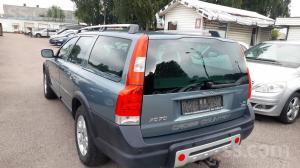 Blue Volvo XC70 2004 in Riga, with an engine capacity of 2.40 L and mileage of 263 thousand km for 3300 €, photo 6 on AUTOMOTO.COM.LV