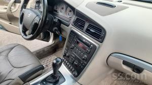 Blue Volvo XC70 2004 in Riga, with an engine capacity of 2.40 L and mileage of 263 thousand km for 3300 €, photo 21 on AUTOMOTO.COM.LV