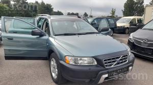 Blue Volvo XC70 2004 in Riga, with an engine capacity of 2.40 L and mileage of 263 thousand km for 3300 €, photo 29 on AUTOMOTO.COM.LV