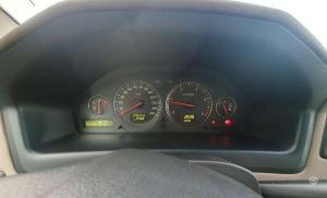 Zils Volvo XC70 2004 Viļņa, ar dzinēja tilpumu 2.40 L un nobraukumu 278 tūkst. km par 4200 €, foto 7 vietnē AUTOMOTO.COM.LV