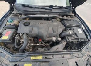 Zils Volvo XC70 2004 Viļņa, ar dzinēja tilpumu 2.40 L un nobraukumu 278 tūkst. km par 4200 €, foto 13 vietnē AUTOMOTO.COM.LV
