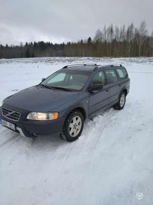 Blue Volvo XC70 2005 in Svencionys, with an engine capacity of 2.40 L and mileage of 543 thousand km for 1700 €, photo 2 on AUTOMOTO.COM.LV