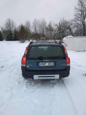 Blue Volvo XC70 2005 in Svencionys, with an engine capacity of 2.40 L and mileage of 543 thousand km for 1700 €, photo 3 on AUTOMOTO.COM.LV