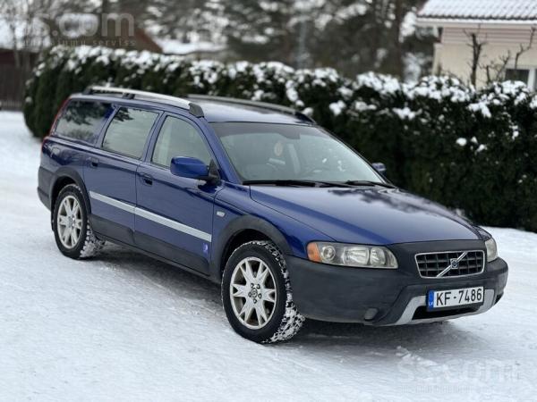 Blue Volvo XC70 2005 in Jurmala, with an engine capacity of 2.40 L and mileage of 0 thousand km for 4290 €, photo 2 on AUTOMOTO.COM.LV