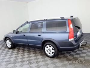 Blue Volvo XC70 2005 in Tallinn, with an engine capacity of 2.40 L and mileage of 303 thousand km for 2499 €, photo 4 on AUTOMOTO.COM.LV