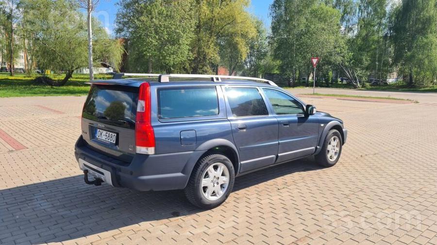 Синий Вольво ХС70 2005 в Елгава, объемом двигателя 2.40 л и пробегом 413 тыс. км за 3590 €, фото 5 на AUTOMOTO.COM.LV