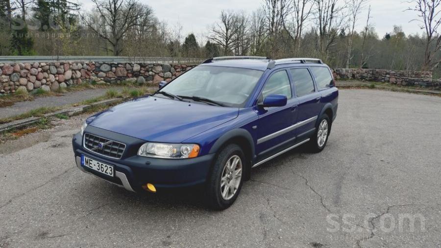 Zils Volvo XC70 2005 Rīga, ar dzinēja tilpumu 2.40 L un nobraukumu 484 tūkst. km par 3400 €, foto 1 vietnē AUTOMOTO.COM.LV