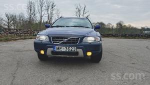 Zils Volvo XC70 2005 Rīga, ar dzinēja tilpumu 2.40 L un nobraukumu 484 tūkst. km par 3400 €, foto 3 vietnē AUTOMOTO.COM.LV