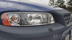 Zils Volvo XC70 2005 Rīga, ar dzinēja tilpumu 2.40 L un nobraukumu 484 tūkst. km par 3400 €, foto 10 vietnē AUTOMOTO.COM.LV