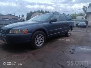 Синий Вольво ХС70 2005 в Даугавпилс, объемом двигателя 2.40 л и пробегом 285 тыс. км за 2400 €, фото 4 на AUTOMOTO.COM.LV
