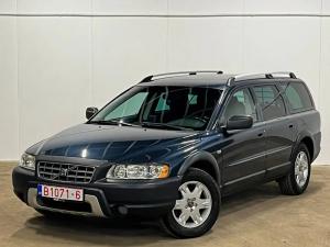 Zils Volvo XC70 2005 Jūrmala, ar dzinēja tilpumu 2.40 L un nobraukumu 348 tūkst. km par 5850 €, foto  vietnē AUTOMOTO.COM.LV