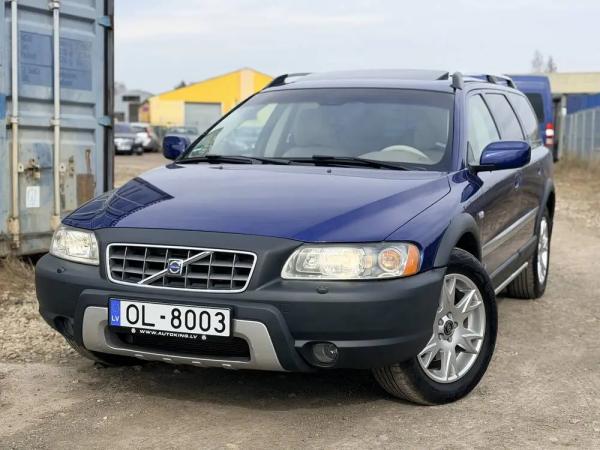 Blue Volvo XC70 2005 in Riga, with an engine capacity of 2.40 L and mileage of 260 thousand km for 6500 €, photo 3 on AUTOMOTO.COM.LV