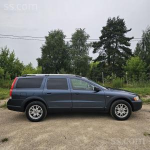 Zils Volvo XC70 2005 Rīga, ar dzinēja tilpumu 2.40 L un nobraukumu 290 tūkst. km par 4350 €, foto 8 vietnē AUTOMOTO.COM.LV