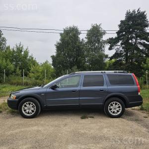 Zils Volvo XC70 2005 Rīga, ar dzinēja tilpumu 2.40 L un nobraukumu 290 tūkst. km par 4350 €, foto 9 vietnē AUTOMOTO.COM.LV