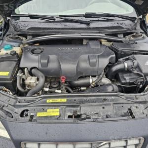 Zils Volvo XC70 2005 Rīga, ar dzinēja tilpumu 2.40 L un nobraukumu 290 tūkst. km par 4350 €, foto 22 vietnē AUTOMOTO.COM.LV