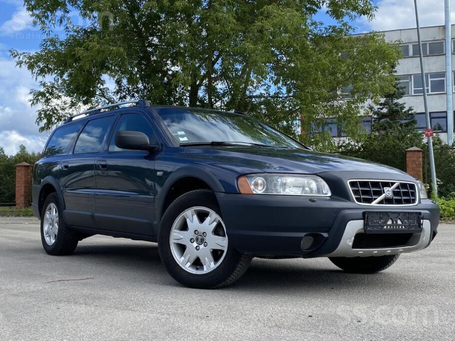 Zils Volvo XC70 2005 Rīga, ar dzinēja tilpumu 2.40 L un nobraukumu 341 tūkst. km par 4500 €, foto 5 vietnē AUTOMOTO.COM.LV