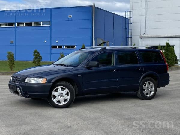 Blue Volvo XC70 2005 in Riga, with an engine capacity of 2.40 L and mileage of 341 thousand km for 4500 €, photo 5 on AUTOMOTO.COM.LV