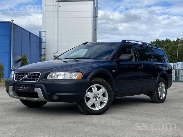 Blue Volvo XC70 2005 in Riga, with an engine capacity of 2.40 L and mileage of 341 thousand km for 4500 €, photo 6 on AUTOMOTO.COM.LV