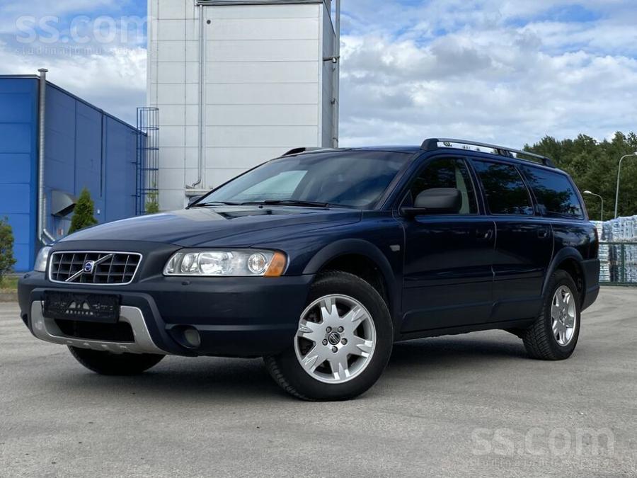 Zils Volvo XC70 2005 Rīga, ar dzinēja tilpumu 2.40 L un nobraukumu 341 tūkst. km par 4500 €, foto 7 vietnē AUTOMOTO.COM.LV